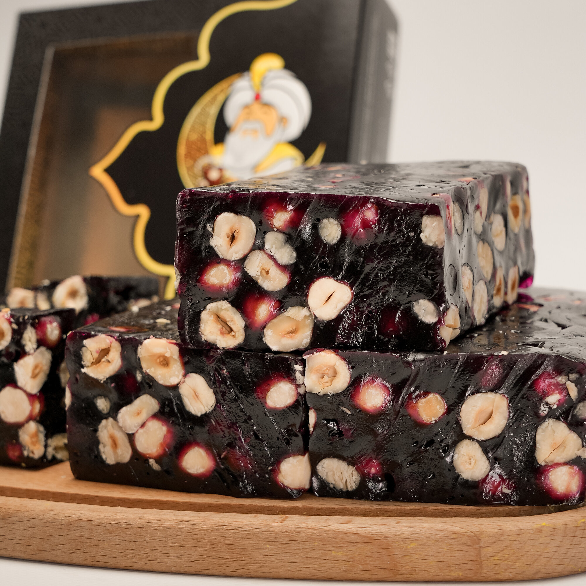 Лукум ежевичный с фундуком 500 гр. Турция