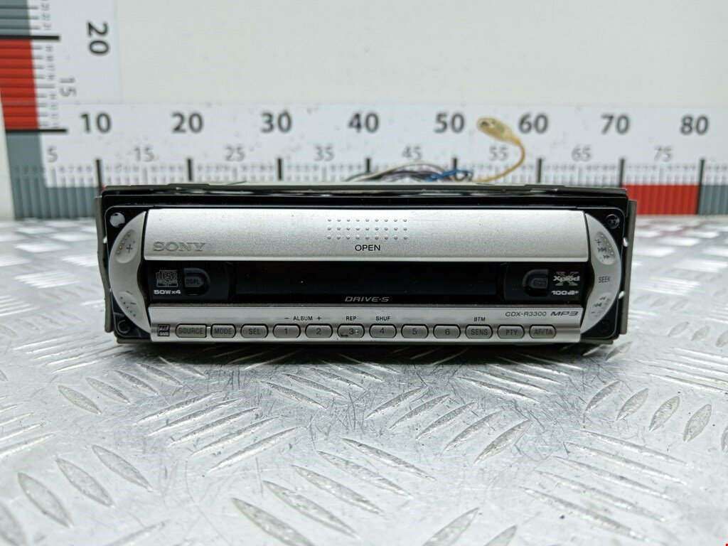 Магнитола Renault Megane 2 CDXR3300 арт. 1875365