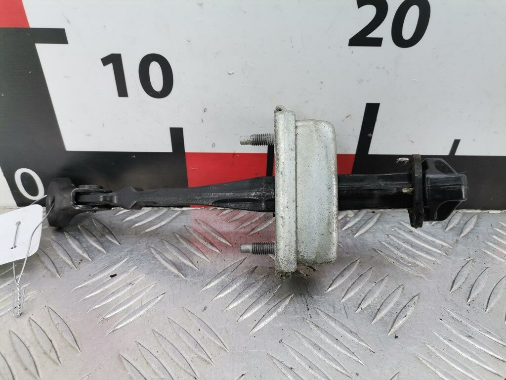 Ограничитель открывания двери задней Opel Astra J 13270612 арт. 1720120