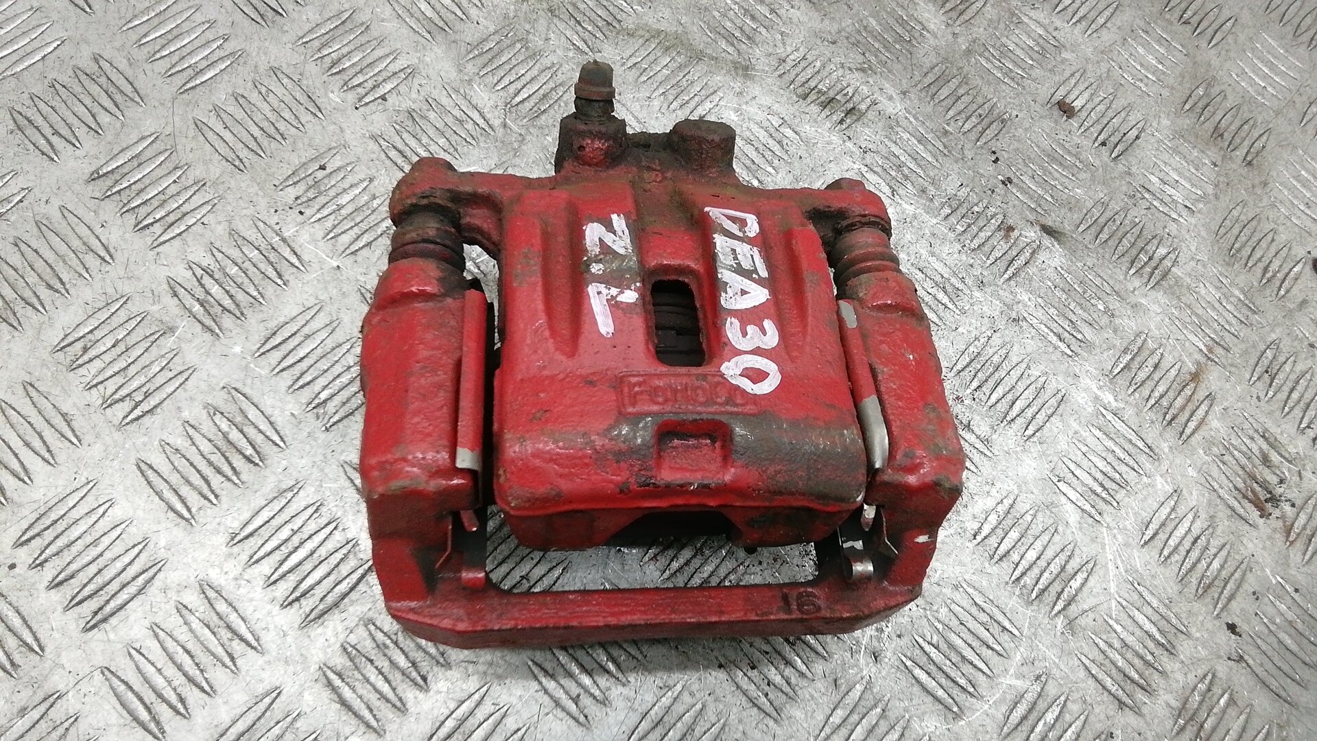 Суппорт тормозной задний левый MAZDA CX-7 1