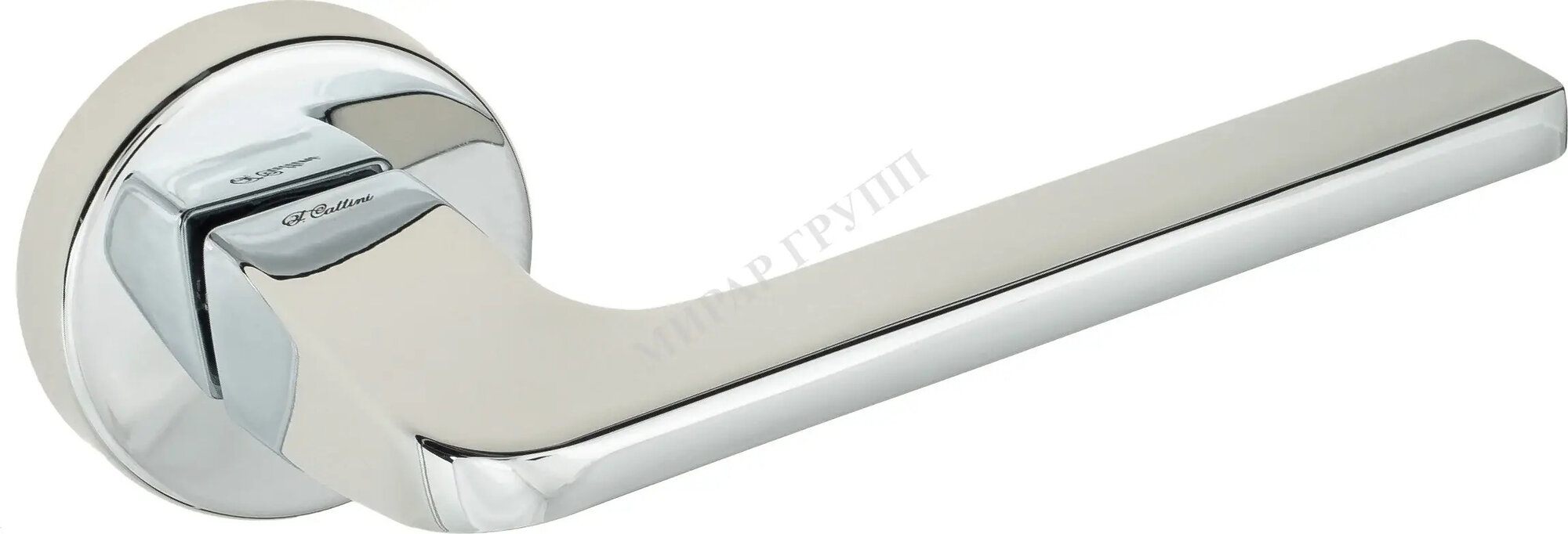 Дверная ручка Fratelli "BOSTON" 7 на круглой розетке полированный хром