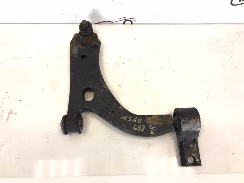 Б/У рычаг Mazda Demio 2003 DY5W ZY Перед. Прав. nСостояние сайлентблоков на фото. на шаровой присутствует люфт. 36256 MAZDA а...