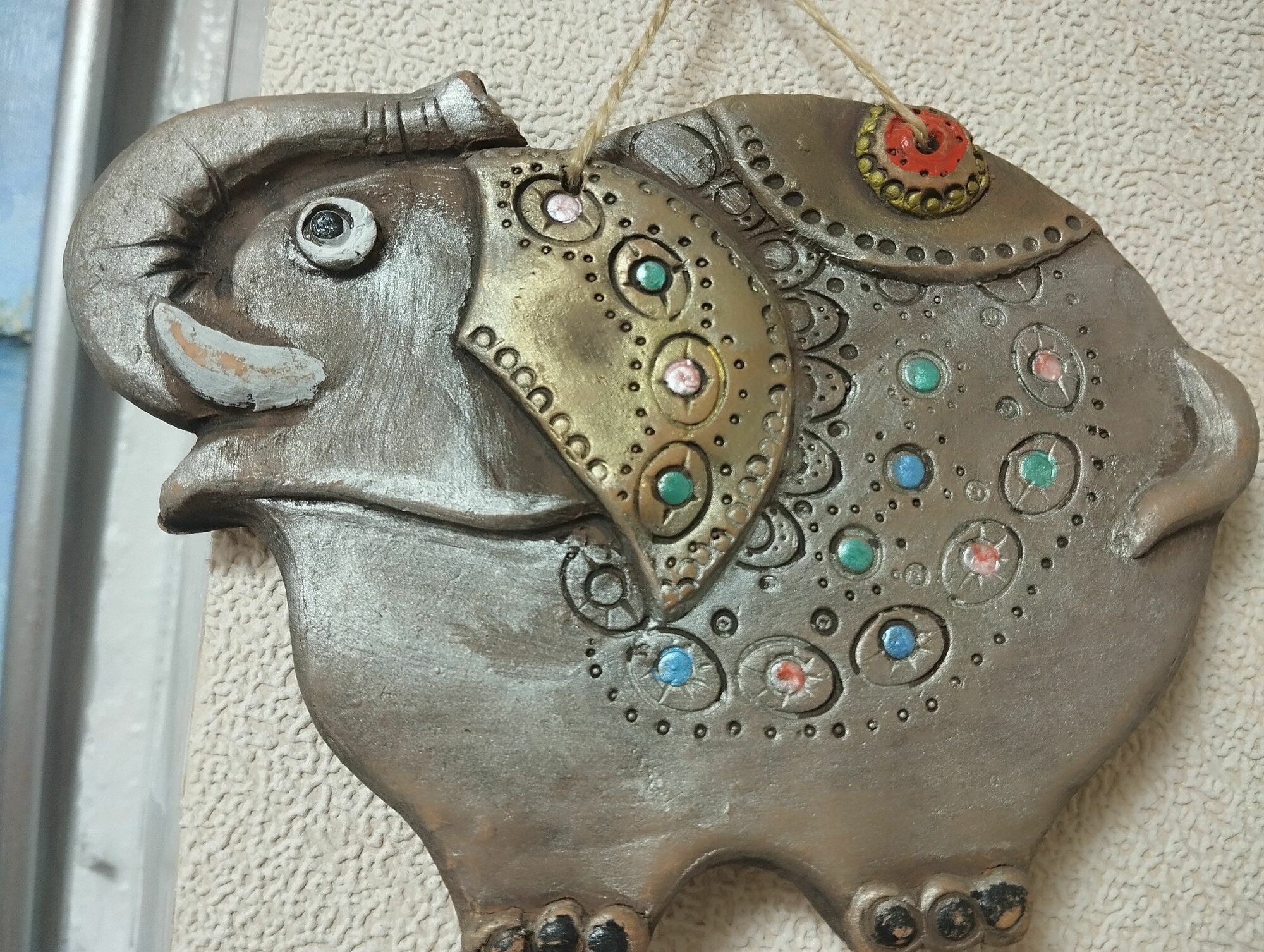 Панно настенное из глины Слон