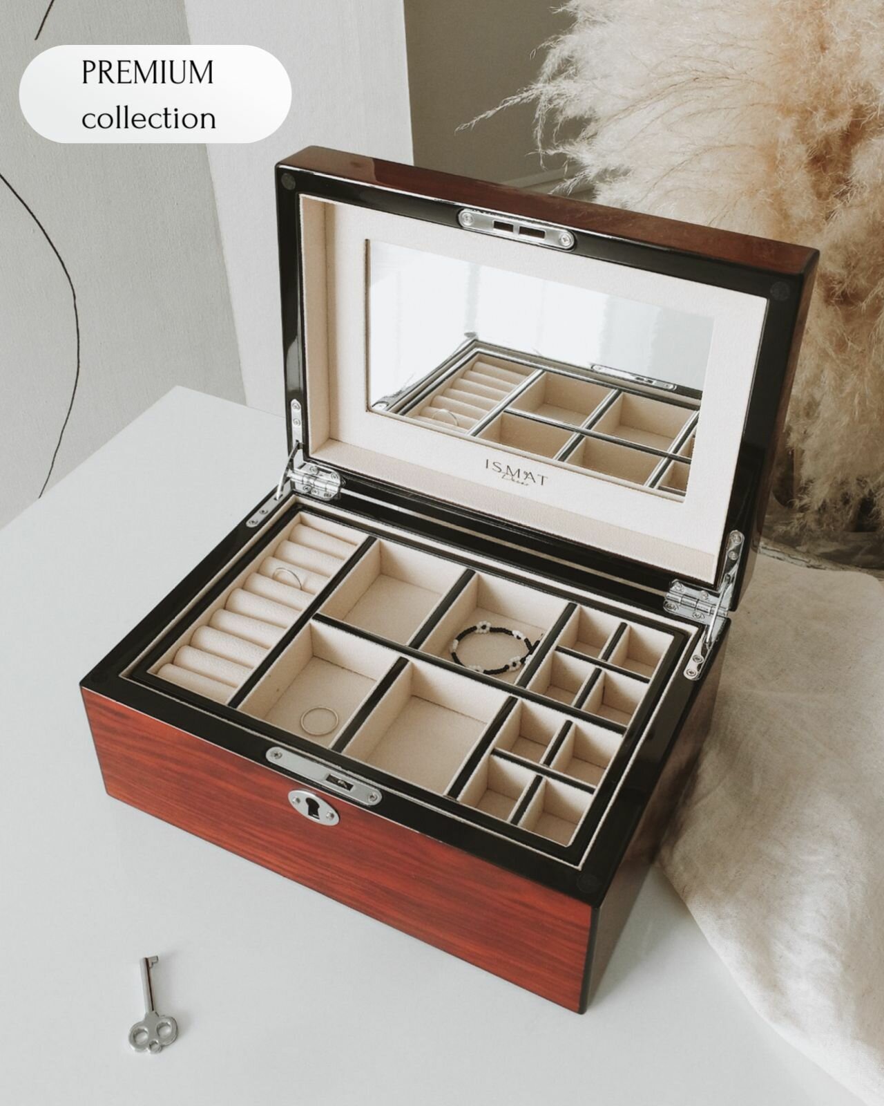 Премиум Шкатулка ISMAT "Шкатулка Для украшений", дерево/МДФ/текстиль, 2 яруса, замок, зеркало