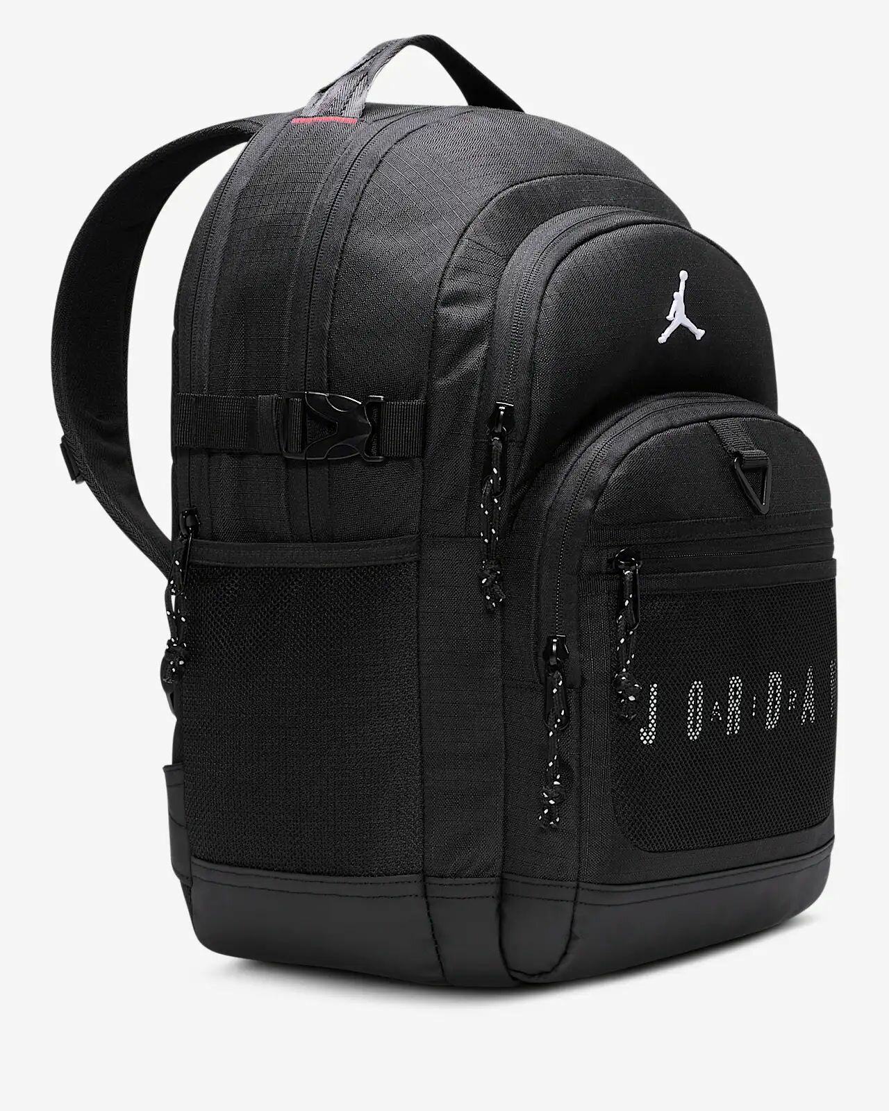 Рюкзак Jordan Blacktop чёрный рюкзак с защитой для ноутбука, боковыми карманами и треугольным карабином (II6547-010)