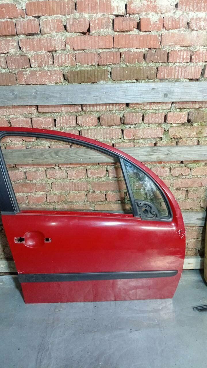 Дверь передняя правая Citroen C3 2003