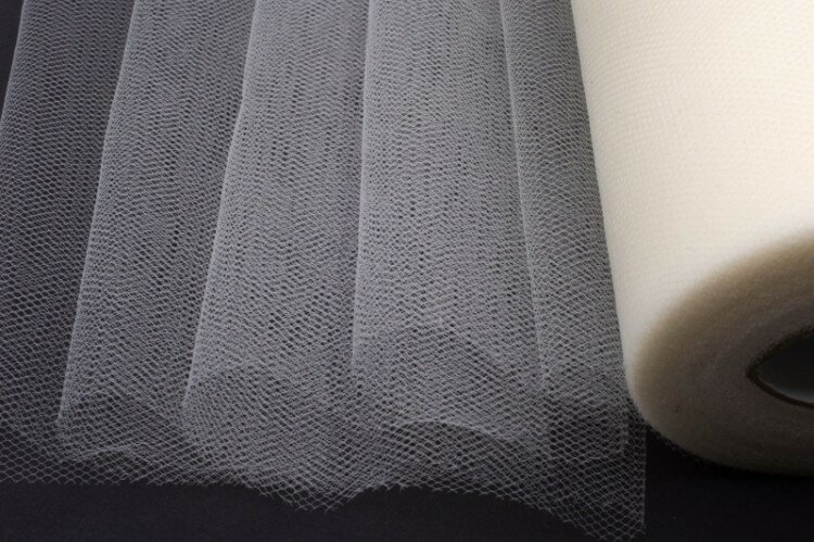 Фатин средней жесткости, ширина 15см, цвет молочный, 100% нейлон, 1035-011, 1 метр