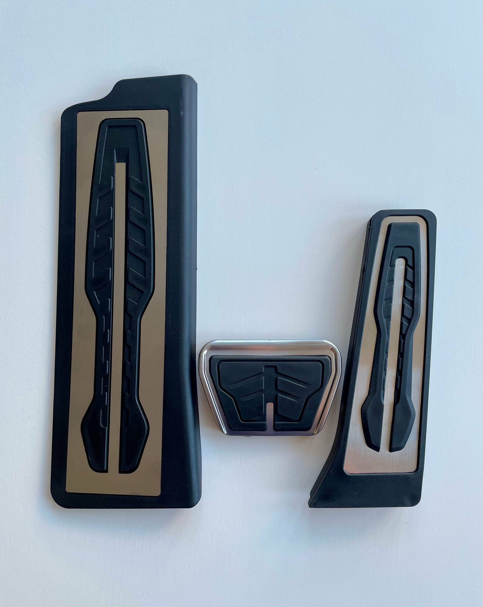 Накладки на педали BMW