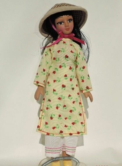 Кукла коллекционная Вьетнам (Хань)