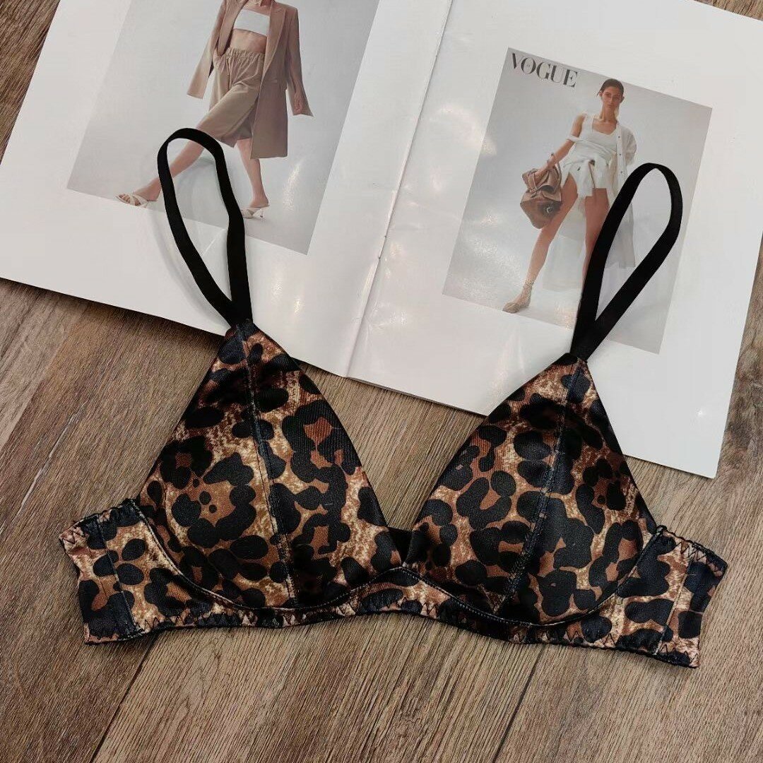 Бюстгальтер-невидимка