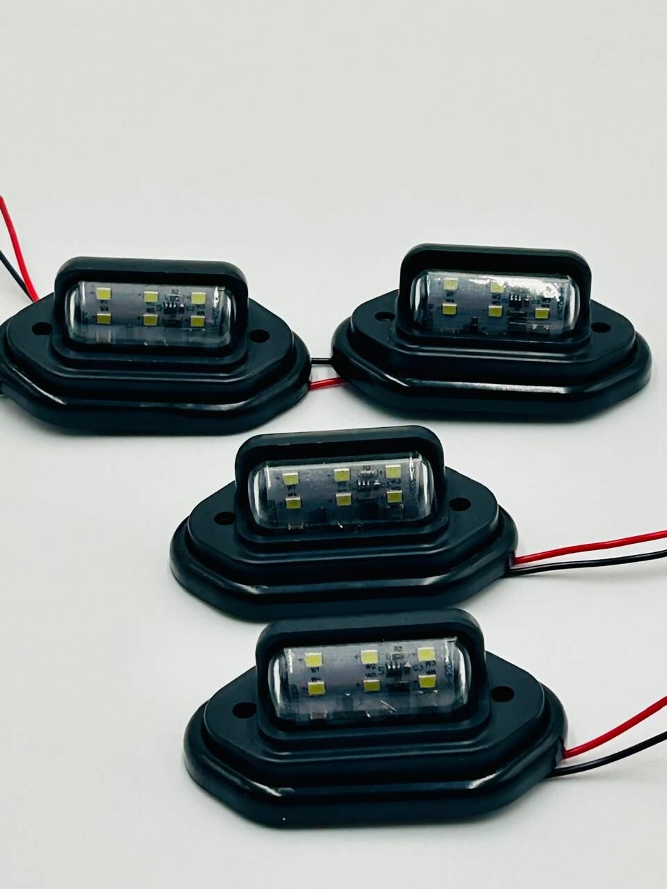 Универсальные Подсветка номера 12-24V 4шт