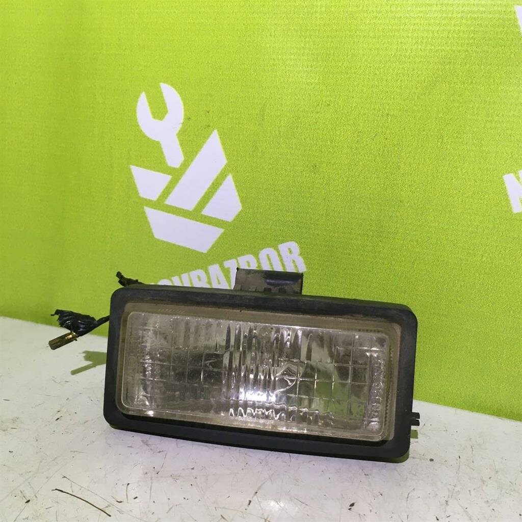 Фара противотуманная VW Transporter T2 T3 79-92