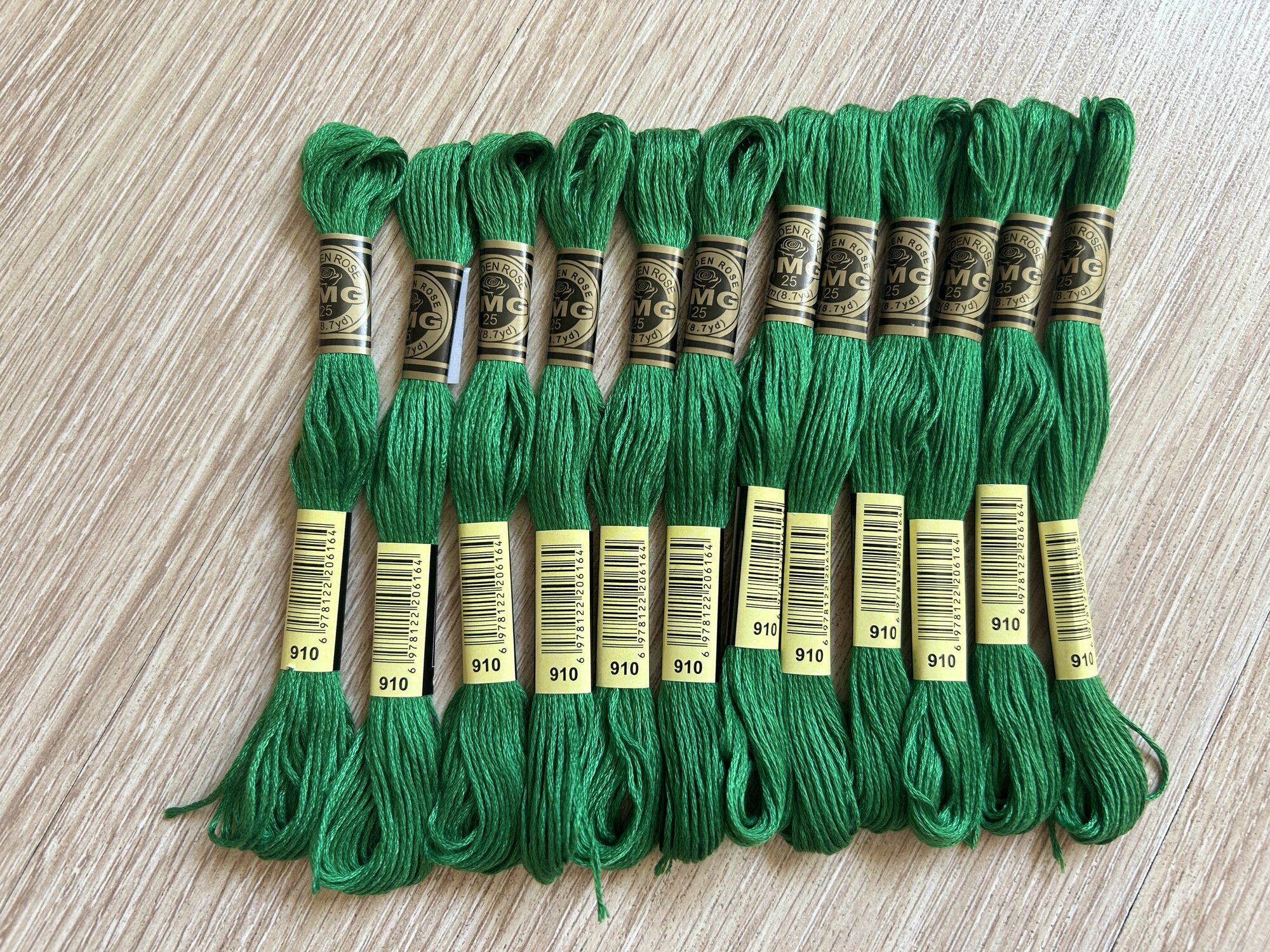 Нитки для вышивания JMC мулине (150-3866) 100% полиэфир 12 штук x 8 м