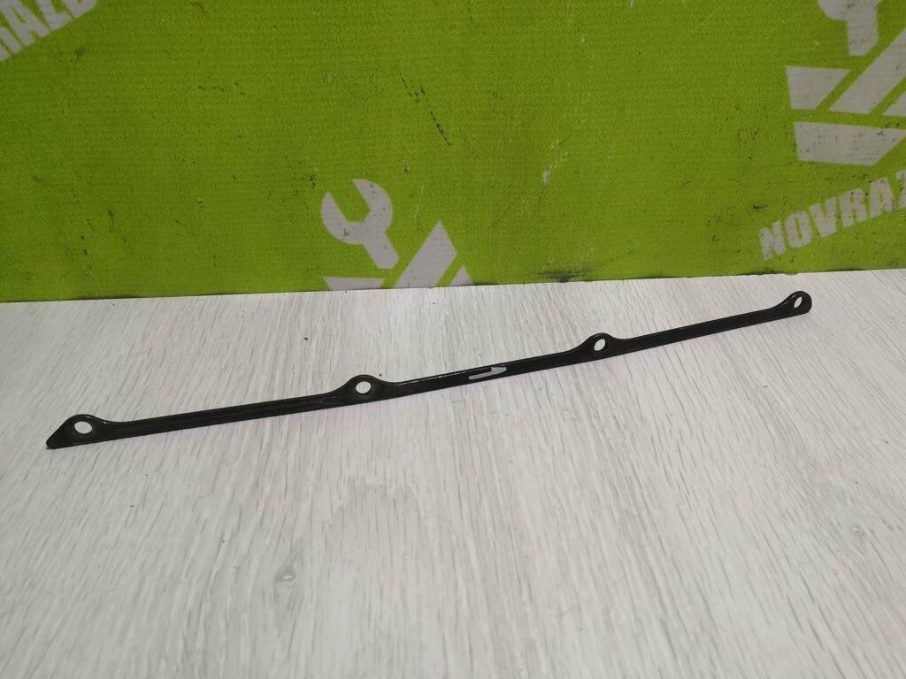 Кронштейн (сопут. товар) VW Passat B3 1988-1993