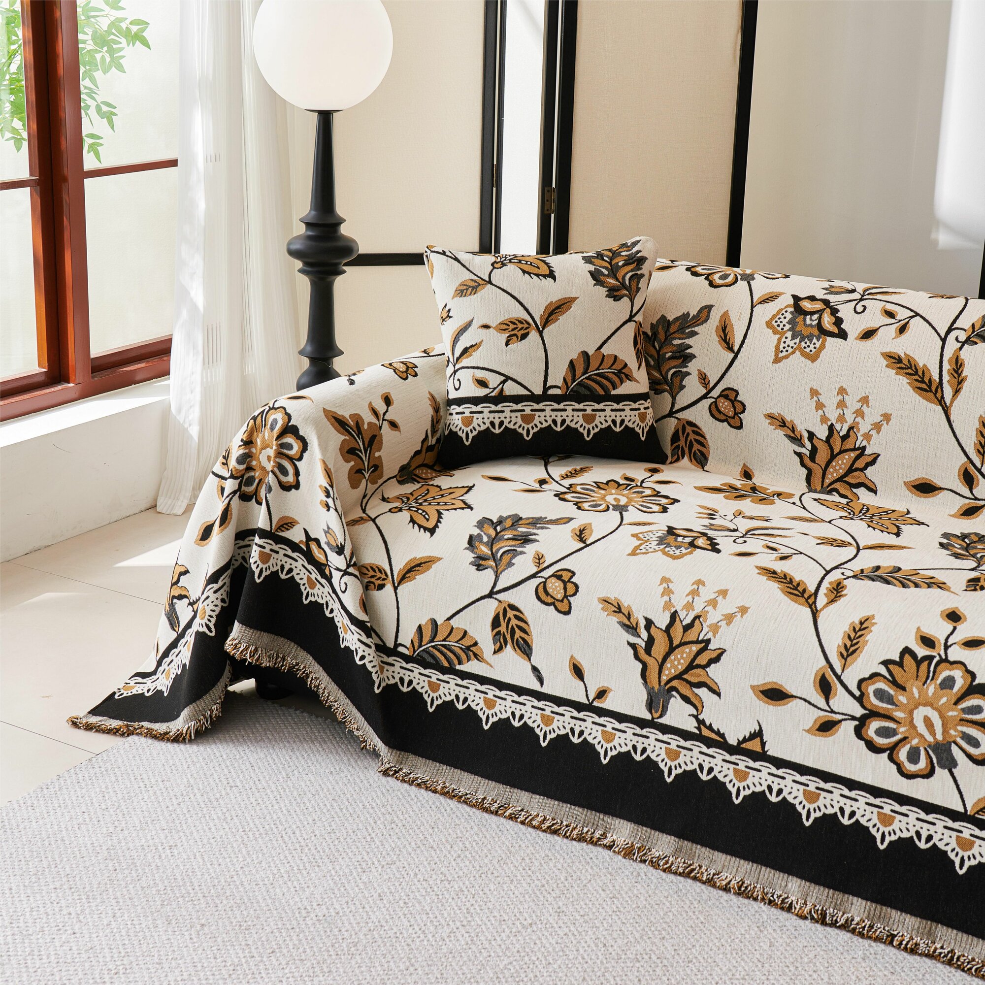 Старое диванное полотенце красоты -J