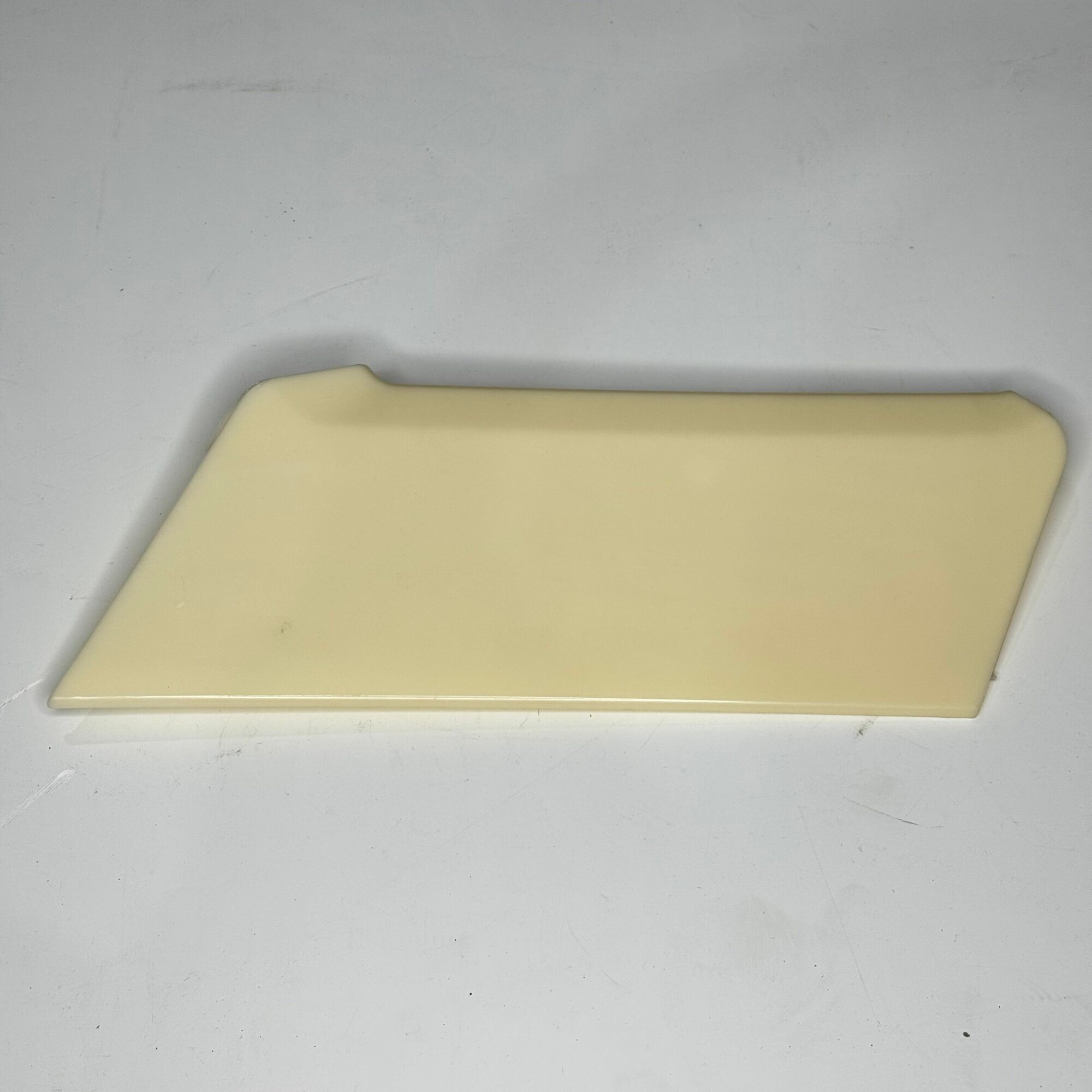 Накладка бампера правая центральная Sitrak C7H [12.4 24V 12 AMT грузовой 8х4 Turbo дизель ] 812W416850036