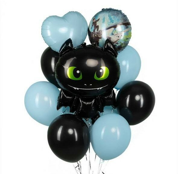 Композиция воздушных шаров "Как приручить дракона" с фигурой Беззубик