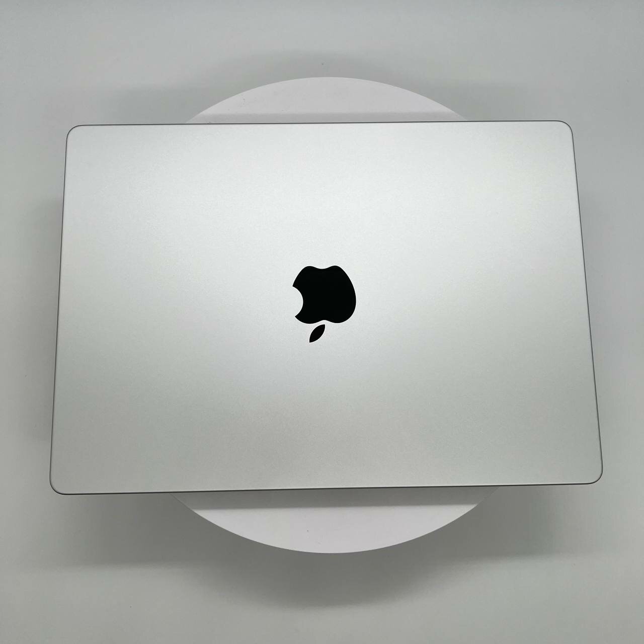 Ноутбук Apple MacBook Pro 14 2024, Apple M4 Pro, RAM 24 ГБ, SSD 512 ГБ, серебристый