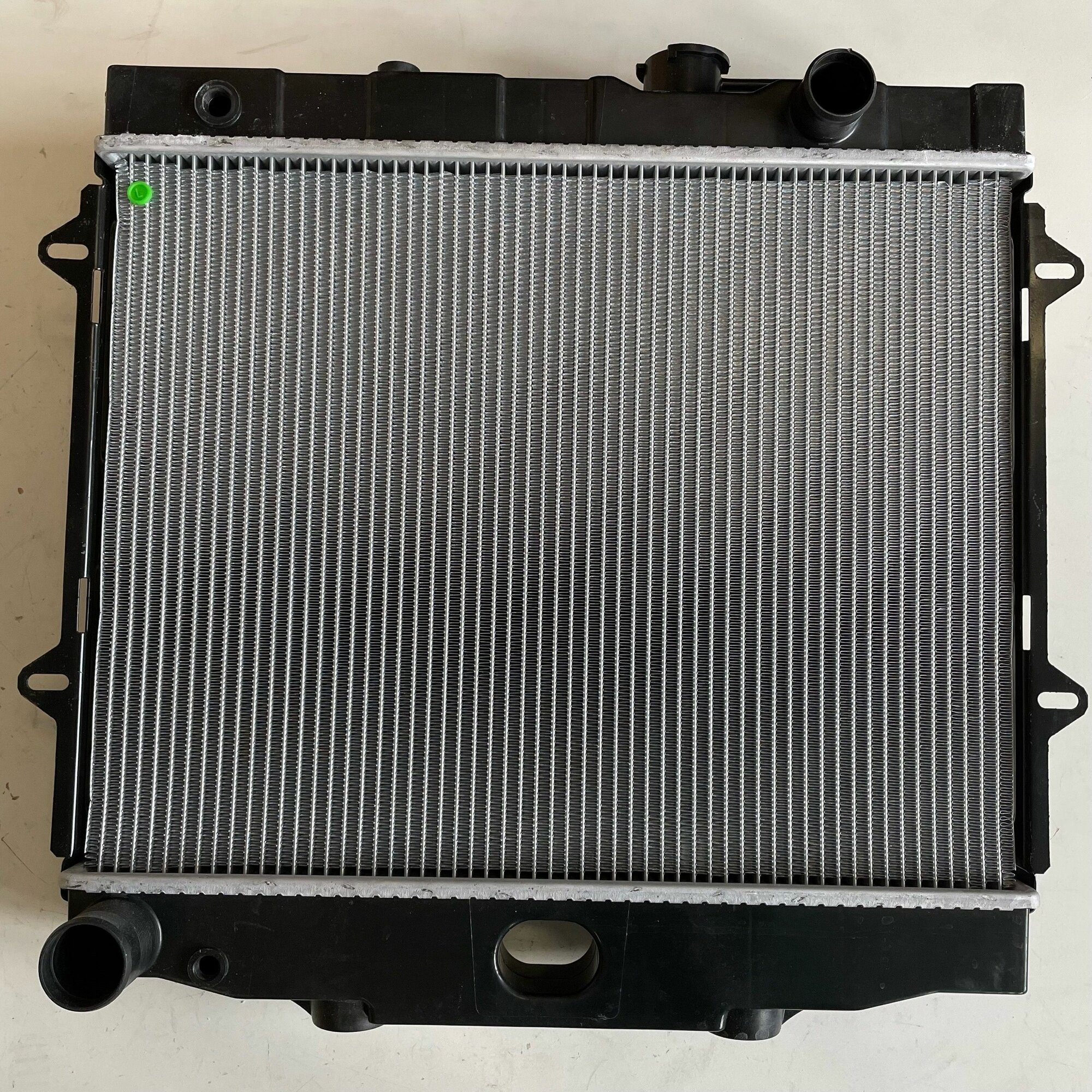 Радиатор охлаждения УАЗ 3160, 3741, 3909, ЗМЗ 409, 5143, УМЗ 4213 алюминиевый, 2-х рядный, Kooshesh 31608А-1301010-02