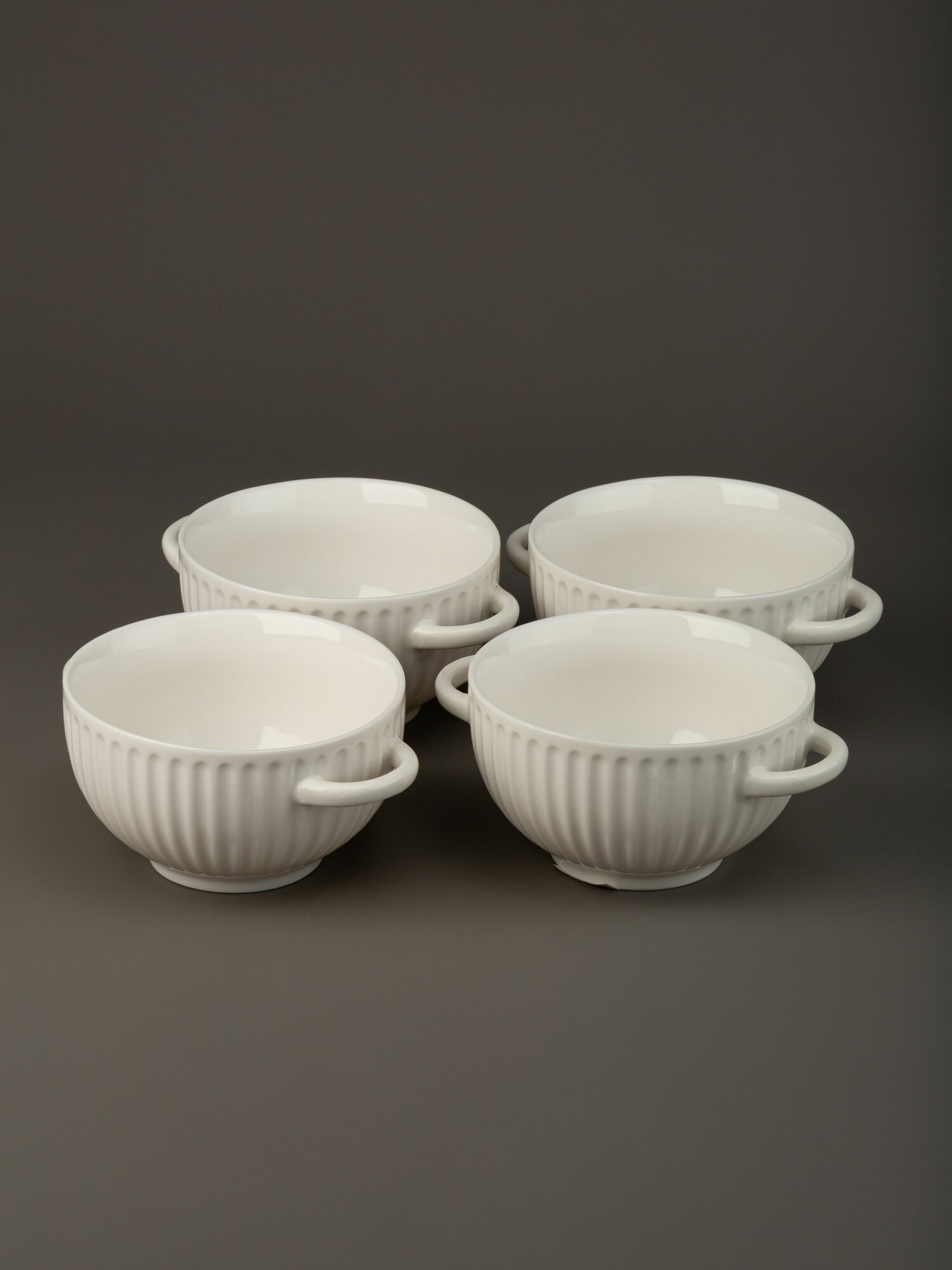 Бульонница 650мл фарфоровая 4 штуки