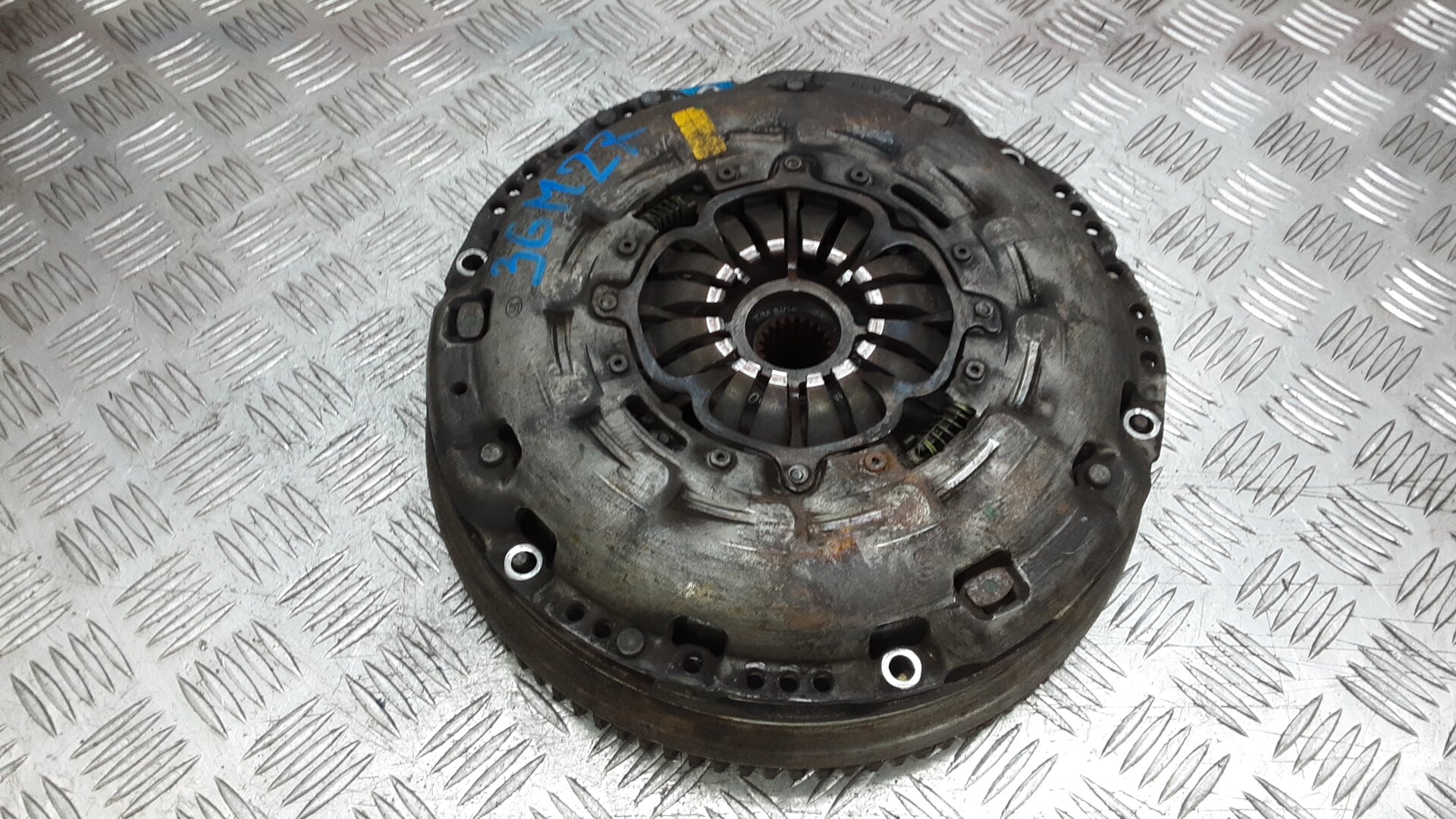 Маховик демпферный дизельный TOYOTA RAV 4 XA30