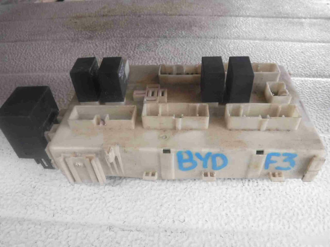 Блок предохранителей BYD F3 I (2005—2013) BYDF33722400