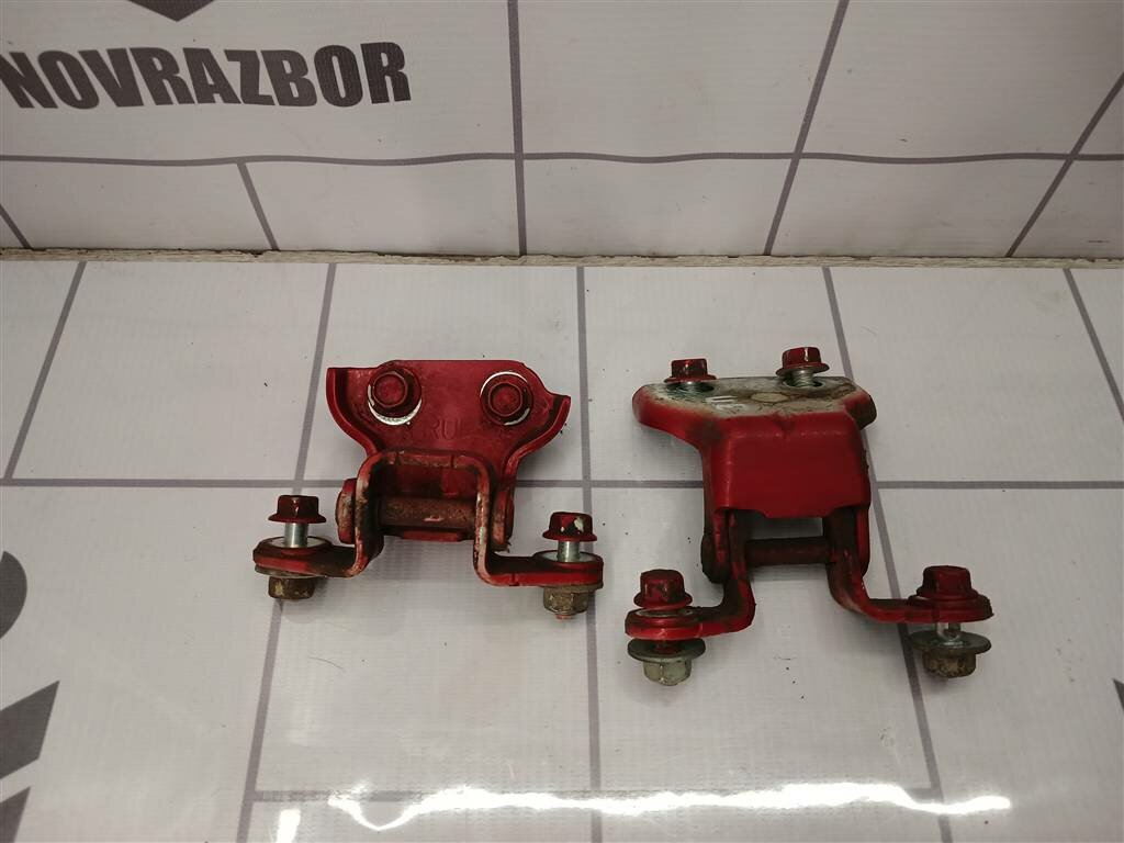 Петля двери Chevrolet Aveo (T250) 2005-2011