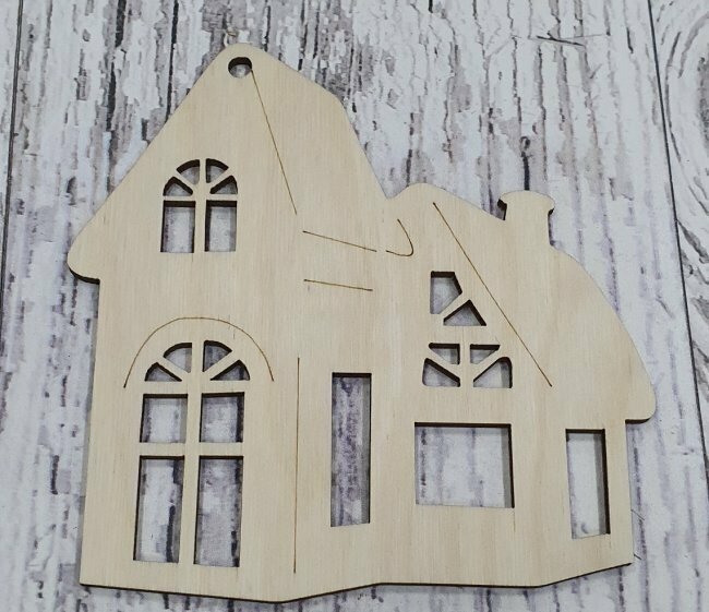 Деревянные заготовки / Набор для поделок №11172 "Домик" 12,5*12,5см, толщина 3мм (1шт).