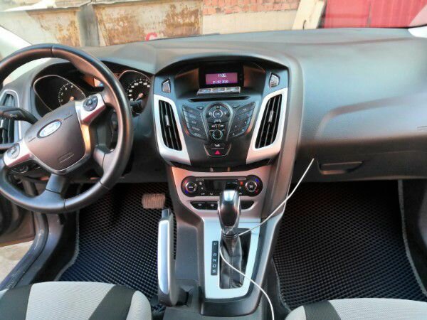 Автомобильные коврики EVA для Ford Focus III с 3D лапой, черно-серый