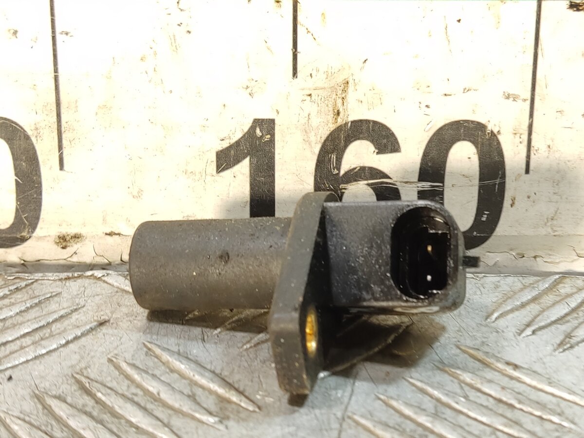 Датчик коленвала VAZ 2112 2112384701001