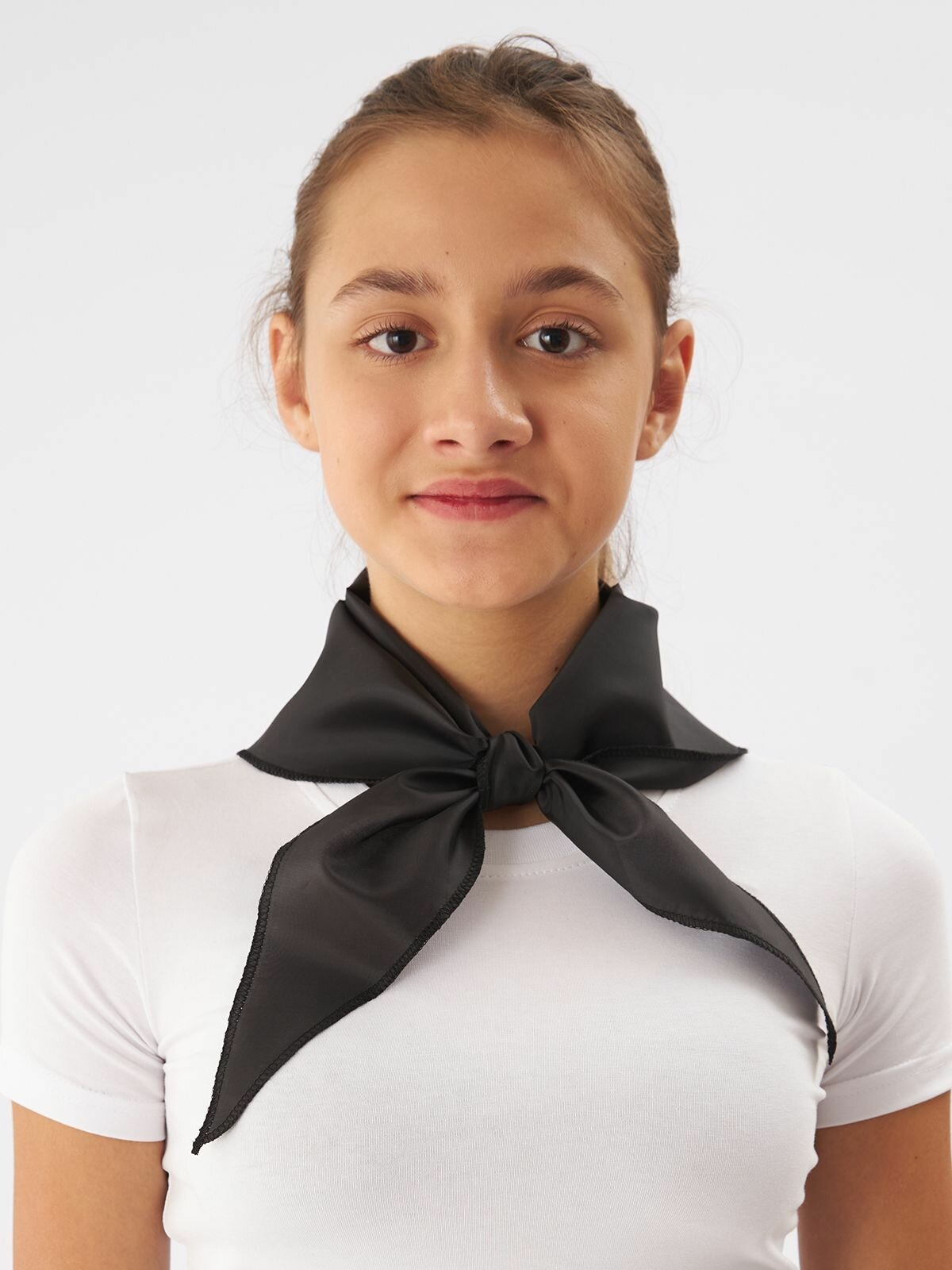 Карнавальный детский галстук чёрный: яркий акцент для праздничного образа