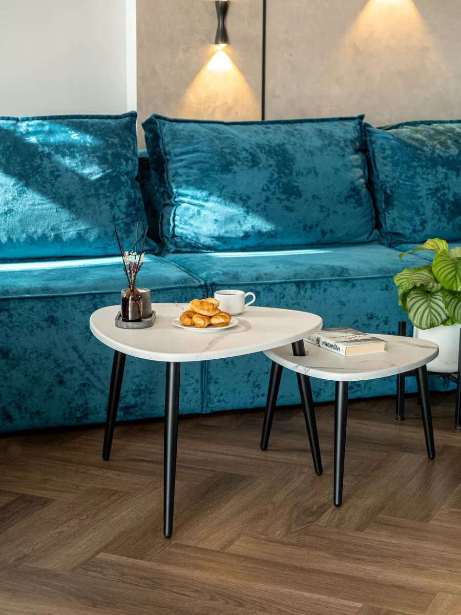 Двойной журнальный столик Mr. Koff, МДФ/металл, треугольный, белый/чёрный, 60 см