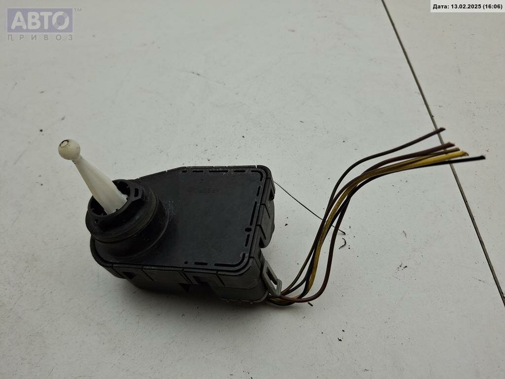 Корректор фар Opel Omega B (1994-2003)