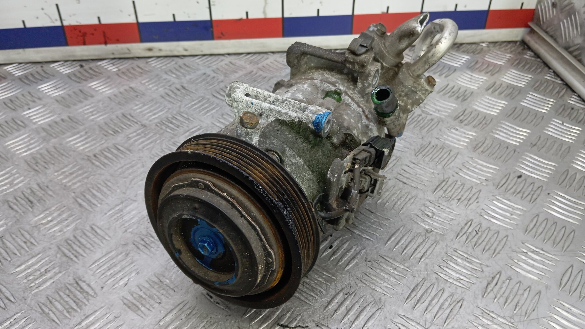 Компрессор кондиционера дизельный NISSAN QASHQAI J11, Номер 92600-4EA0A, 926004EA0A