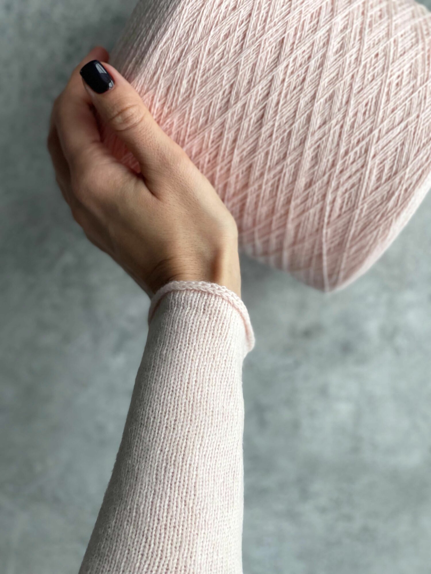 Пряжа для вязания, цвет розовый, 90% меринос, 10% як, 100г-800м