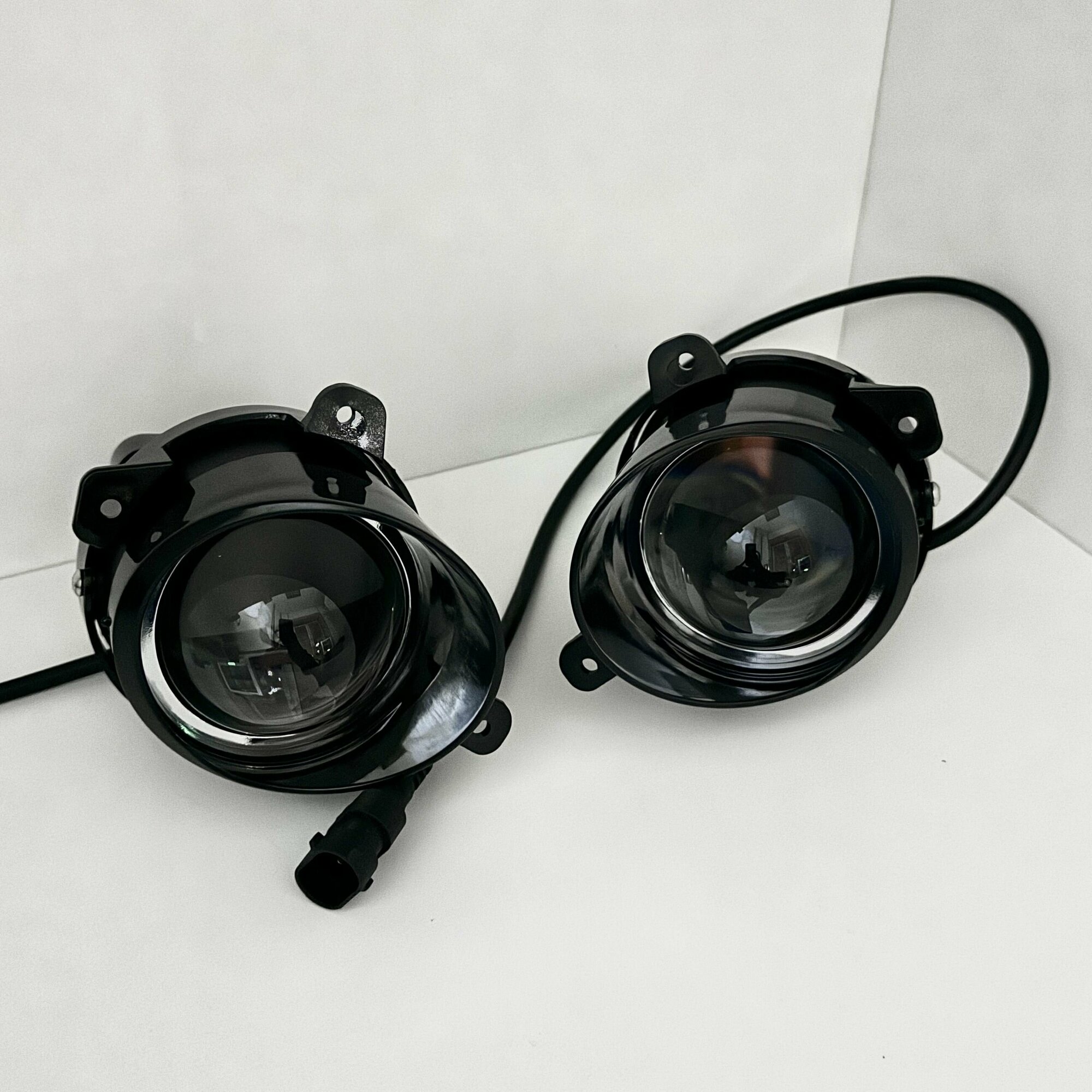 LED Laser Противотуманные фары для Лада Ларгус (Largus), Гранта (Granta), Калина (Kalina), УАЗ Патриот Рестайлинг (UAZ Patriot)