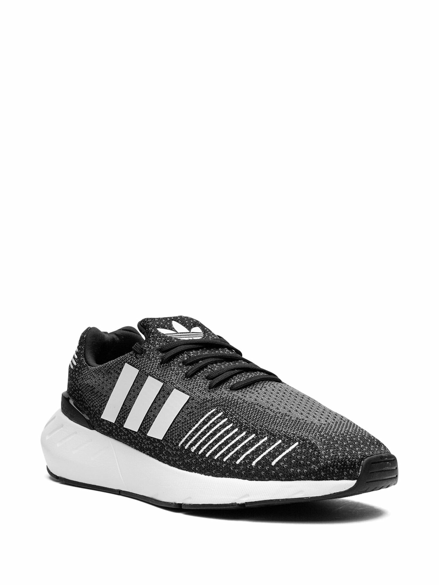 Кроссовки adidas Swift Run 22, размер 10 US, black/black — фото 1