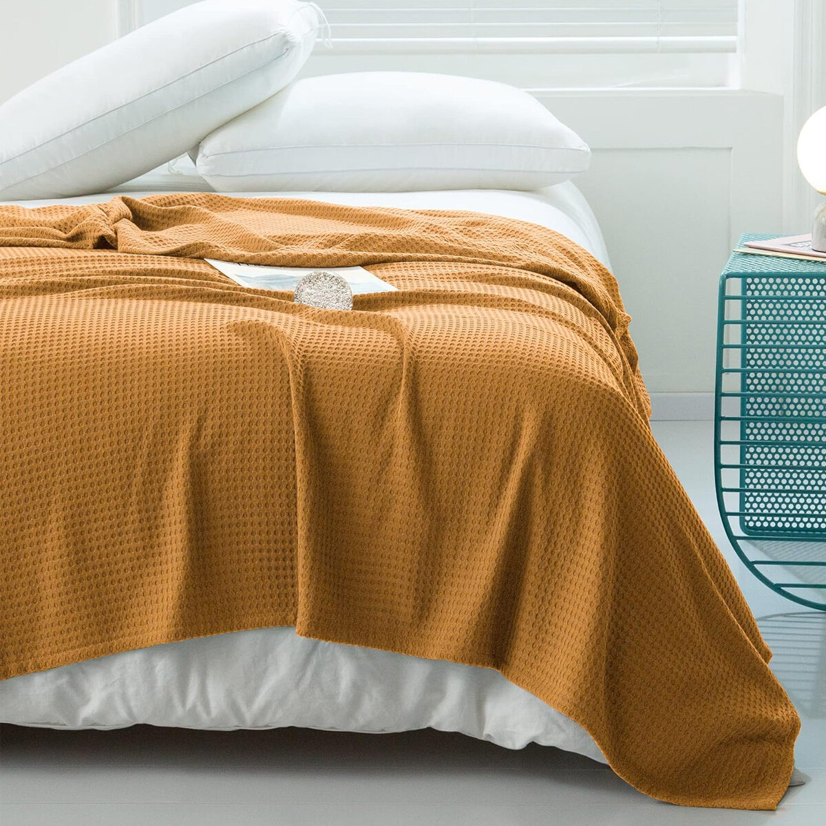 Хлопковый плед с вафельным переплетением. Легкий летний плед с вафельным переплетением. Предварительно выстиранный, дышащий, тканый плед для дивана, кровати или офиса.