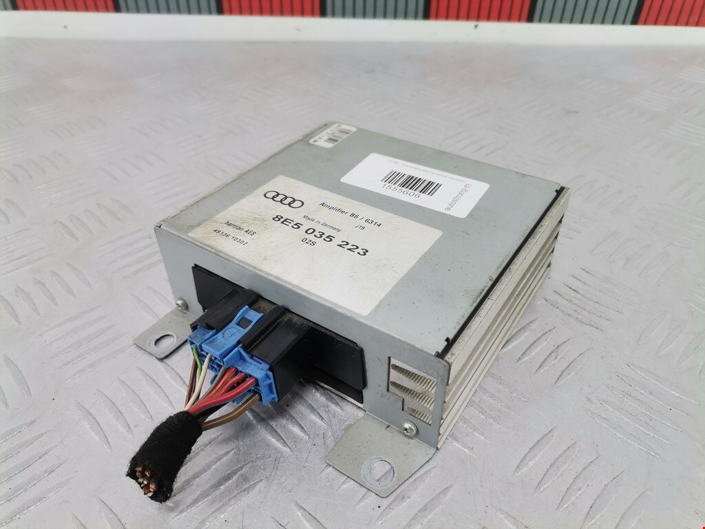 Усилитель акустической системы Audi A4 B6 8E5035223 арт. 1555606