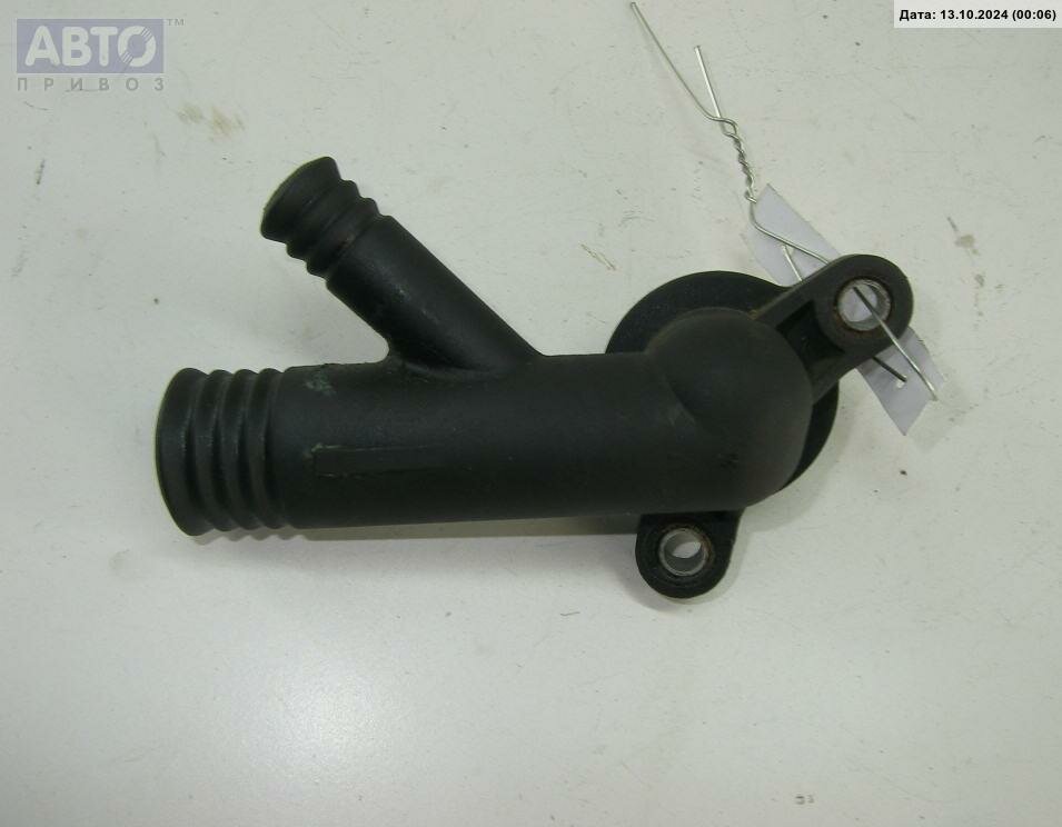 Фланец (тройник) системы охлаждения BMW 3 E36 (1991-2000)