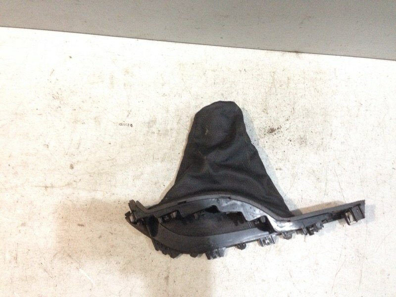 Б/У Накладка рычага стояночного тормоза с чехлом Ford Focus 3 11- б/у , Форд Фокус 3 Кожух рычага стояночного тормоза Ford Fo...