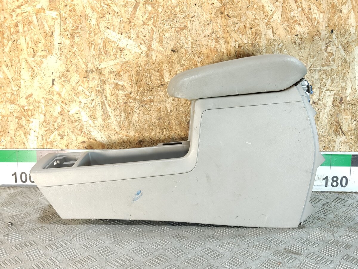 Подлокотник SUBARU Forester S12 92114SC000JC