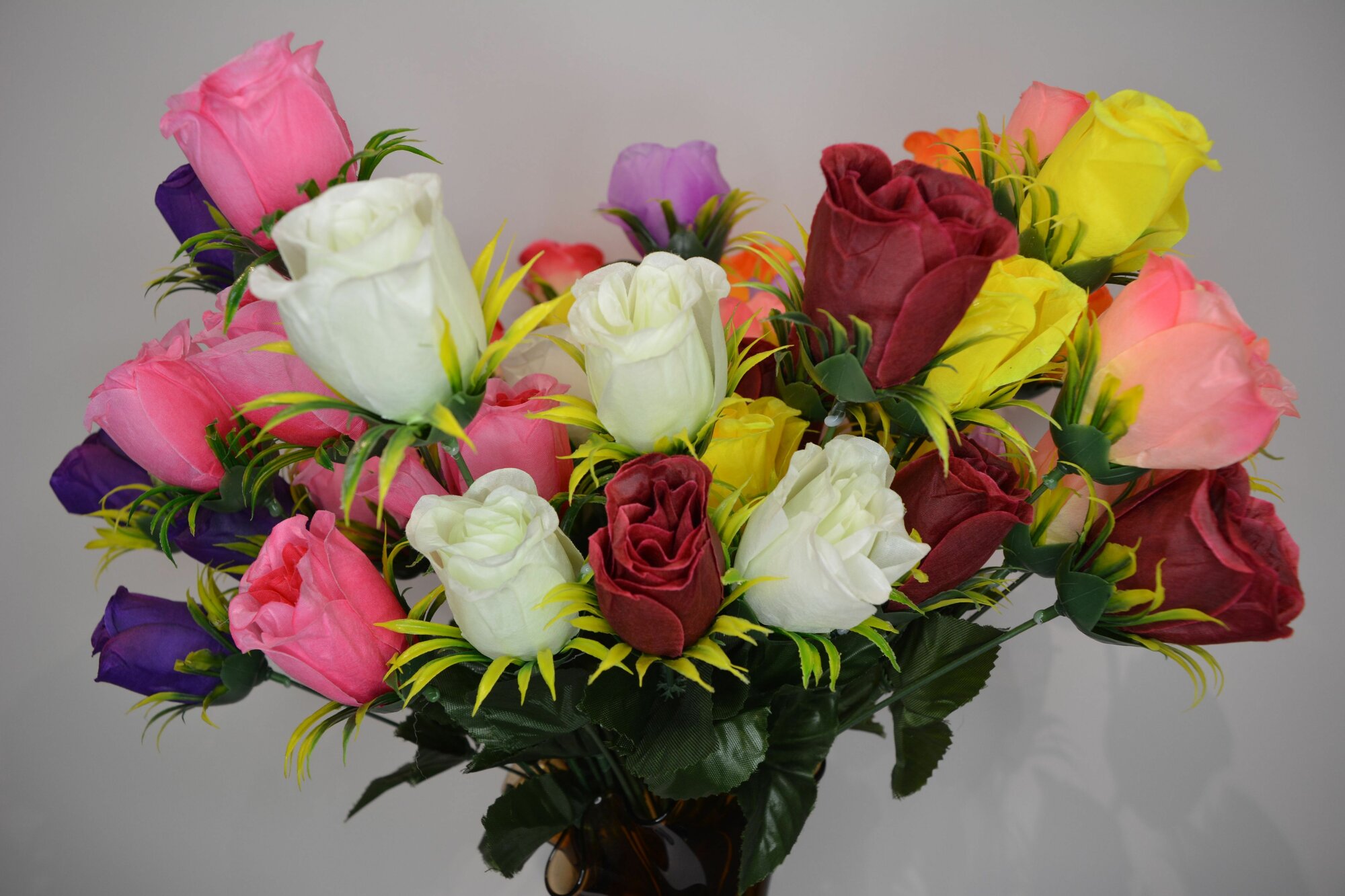 40 букетов искусственных роз для дома, офиса, банкета, на кладбище на могилу на пасху