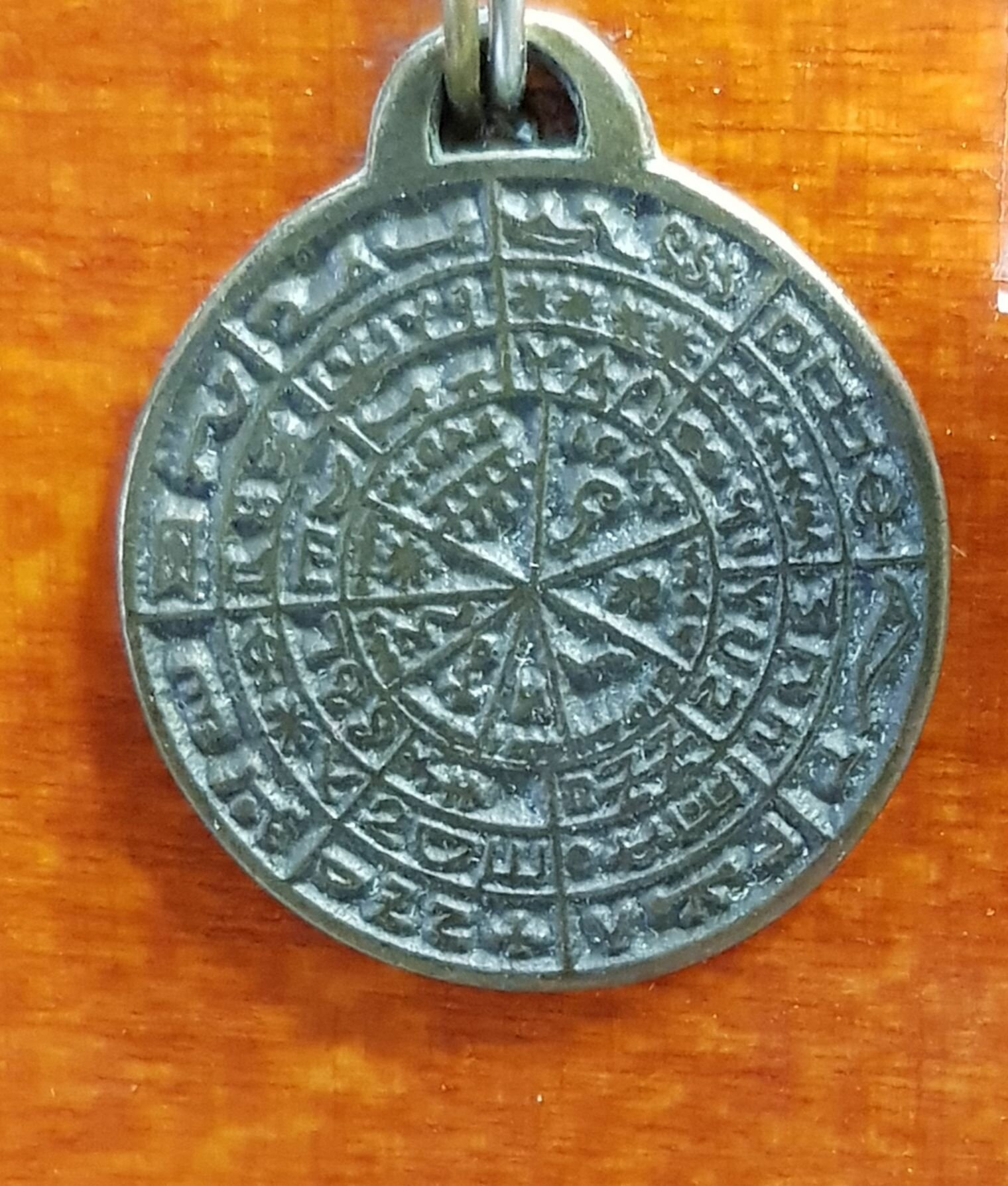 Амулет талисман защитный "Ключ к предвидению Будущего и предугадыванию Намерений других людей" 25х25мм, металлический, 015