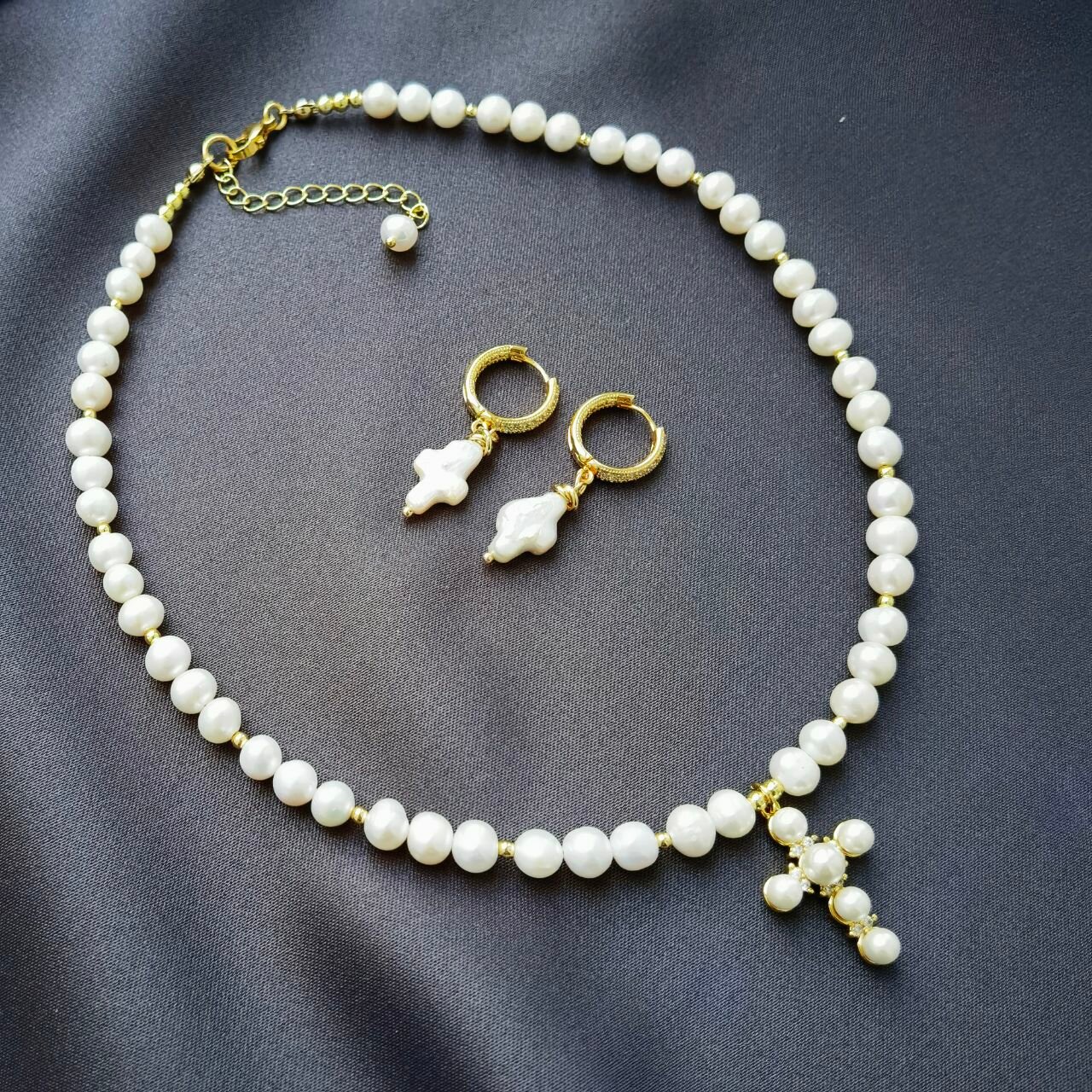 Комплект бижутерии: серьги, колье, жемчуг культивированный