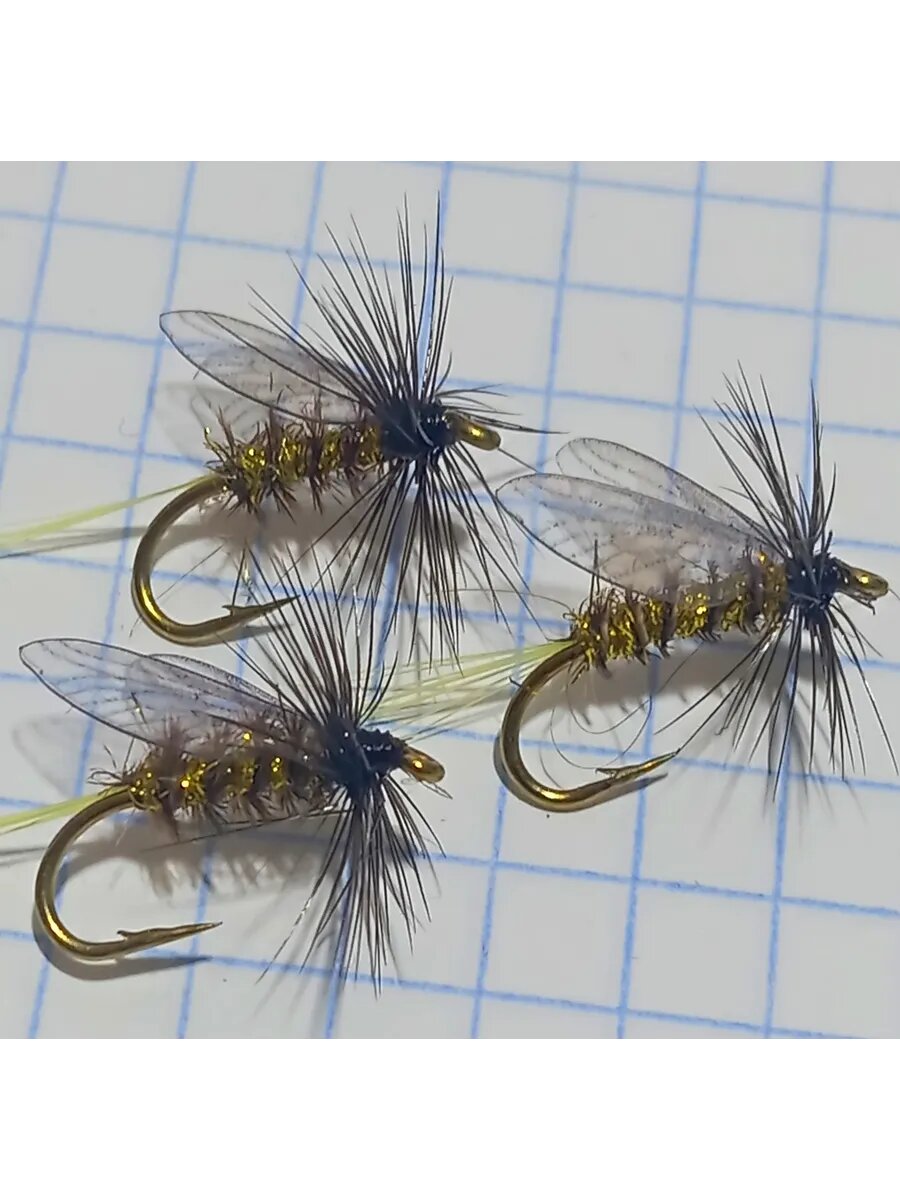 Мушка на хариуса и другую рыбу. Набор 3 штуки.