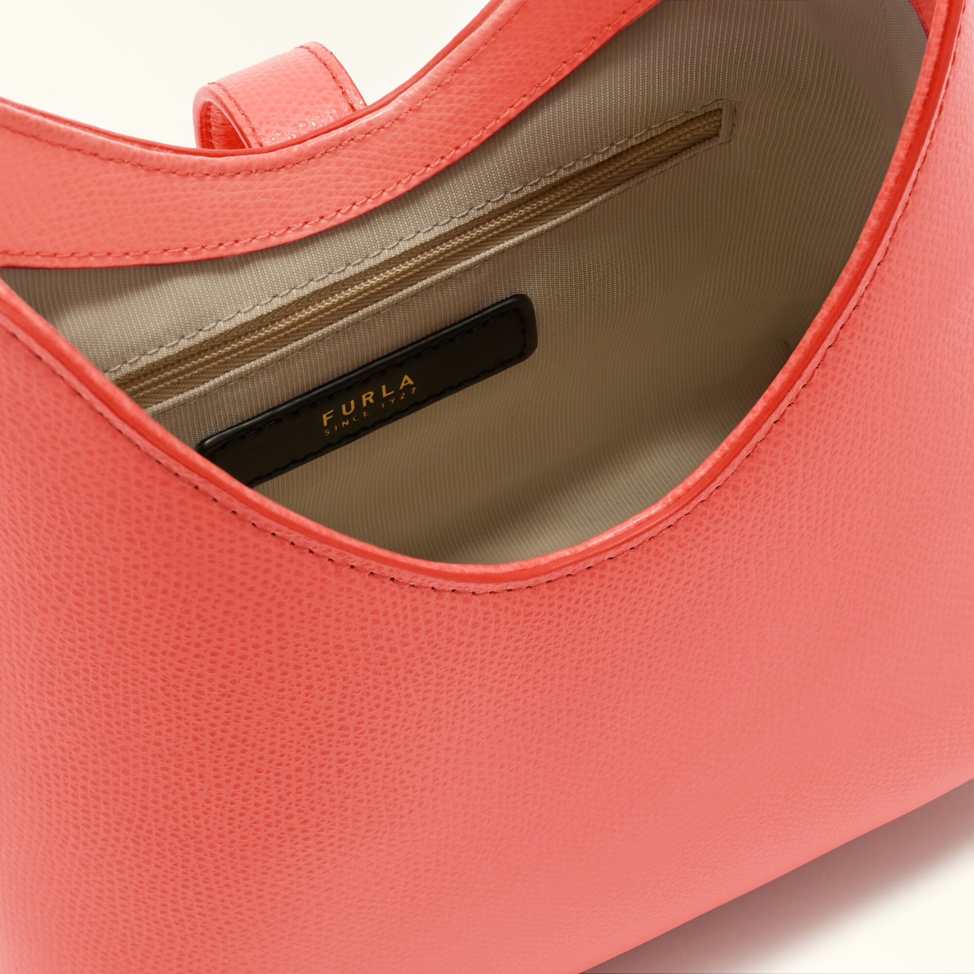 Сумка FURLA IRIDE MINI HOBO W/STRAP — фото 1