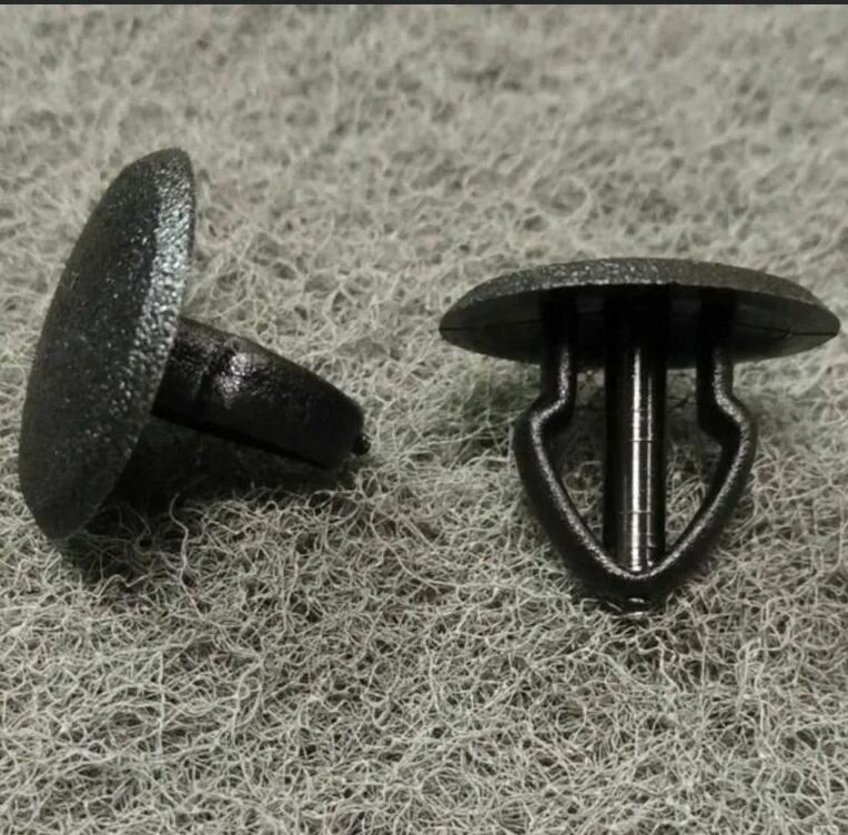 Клипса крепёжная Renault 7703077457: набор 10 шт