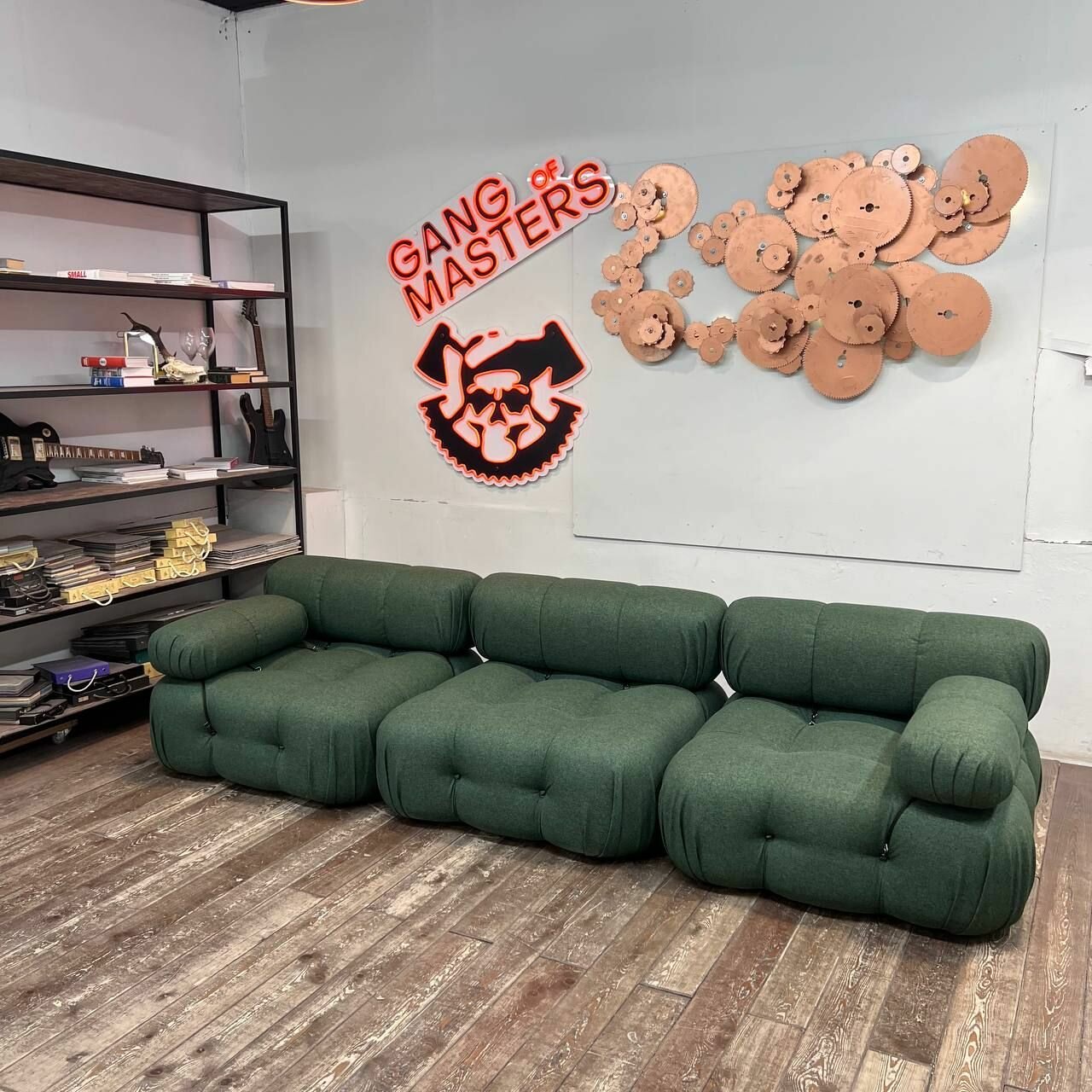 Диван модульный Локи с левым локтем для дома, для гостиной, рогожка зелёная, Банда Мастеров, Россия