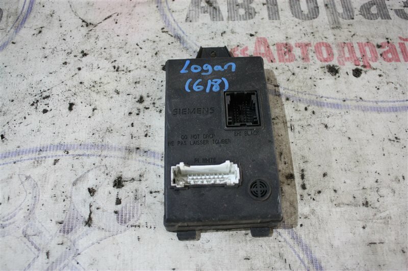 Б/У блок комфорта Renault Logan 2007 LS12 K7MF710 8104 RENAULT арт. 8200296328b